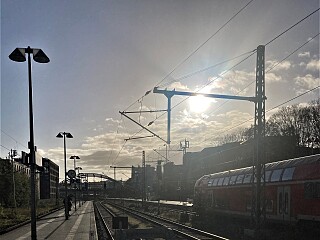 Innovative Infrastruktur für klimafreundliche Akku-Züge | NAH.SH